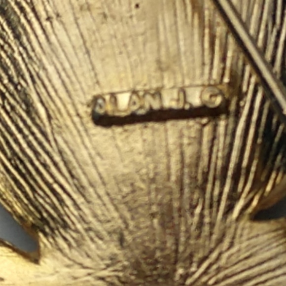 Alan J | Jewelry | Vintage Alan Jay White Gold Tone Clover Brooch ...